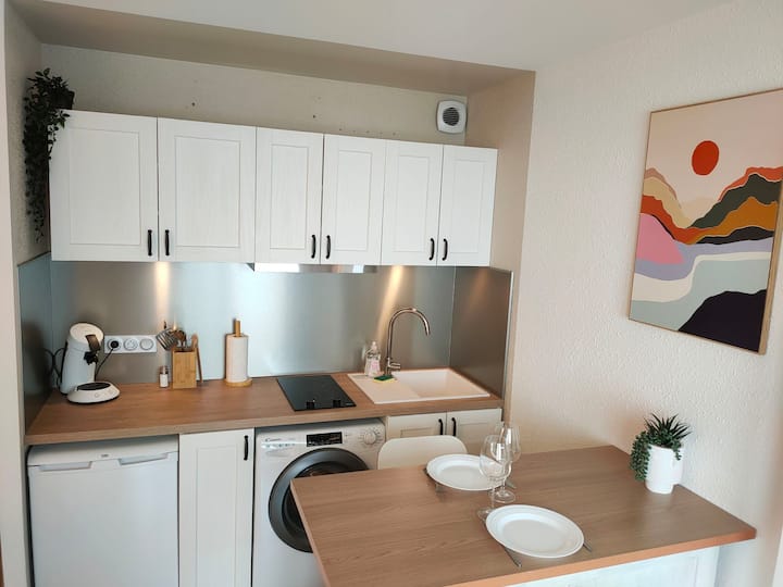 Agréable Studio Avec Balcon Et Parking - Périgueux