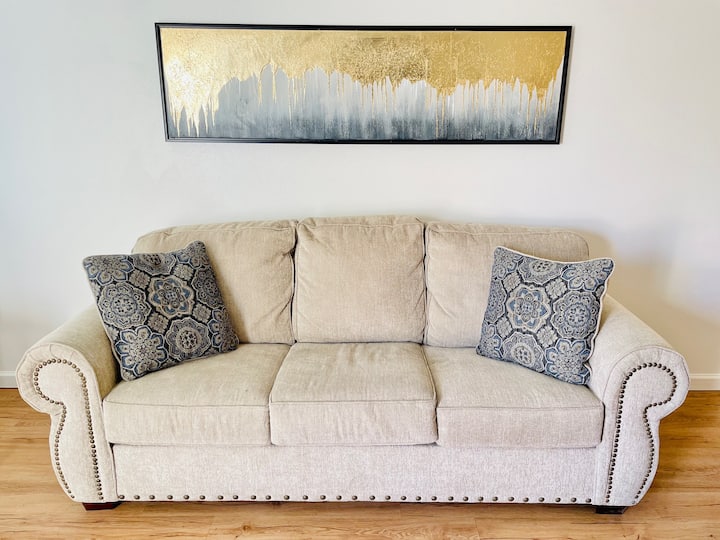 2bd/2.5bath/3tvs/sleeps7/f9 - Sparks, NV