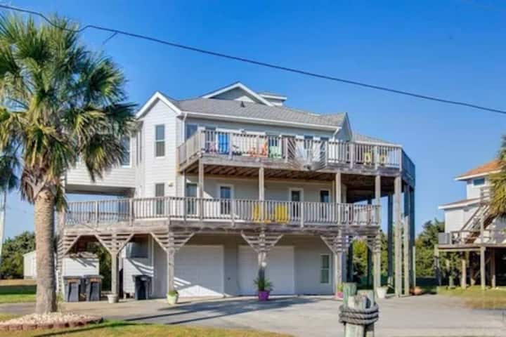 Sunny Days - Outer Banks, NC