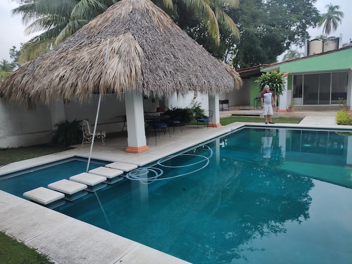 Bonita Casa 5 Habitaciones - Zihuatanejo