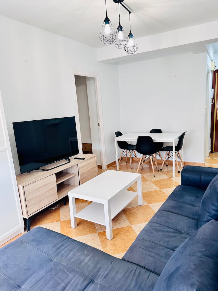 Casa Equipada Y Cómoda. Huelva 4 Habitaciones - Huelva