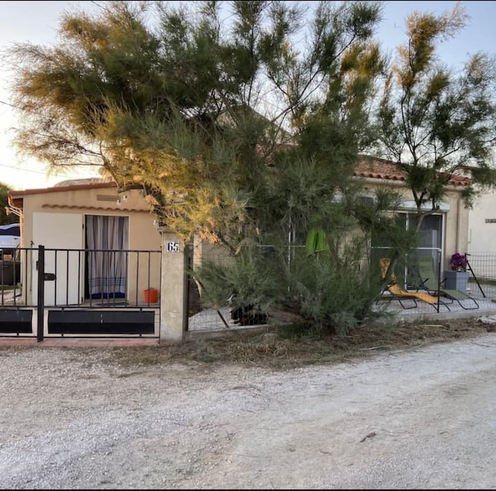 Maisonnette Proche De La Mer. - Port-Saint-Louis-du-Rhône