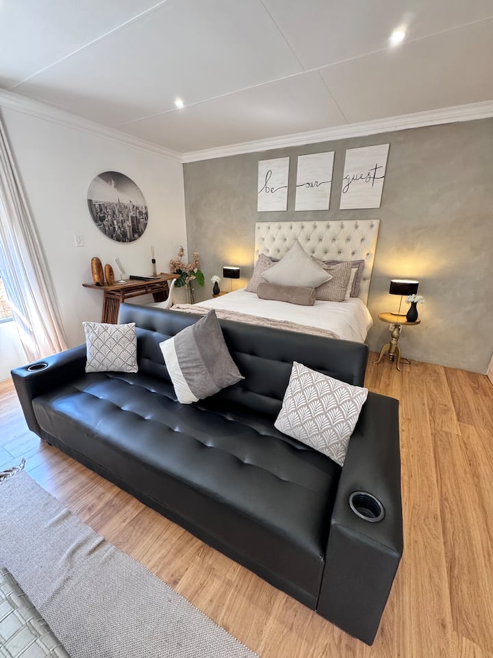 Cozy Suburban Escape - Benoni