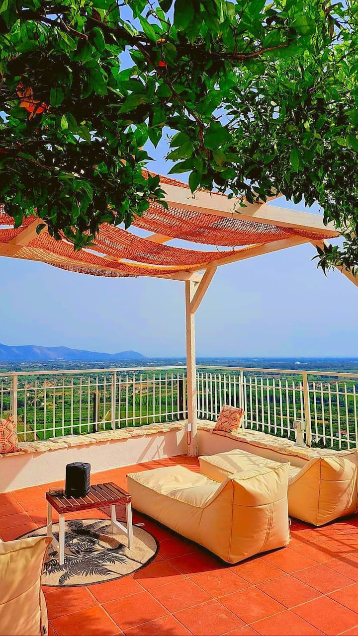 Oikos Guesthouse & Rooftop - Campo Felice