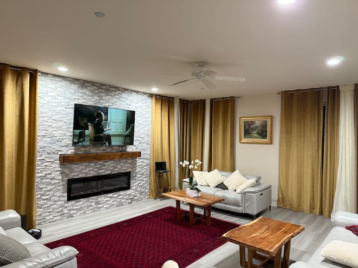 Monterey & Carmel -By -The -Sea Beaches 5 B/4b - Big Sur, CA