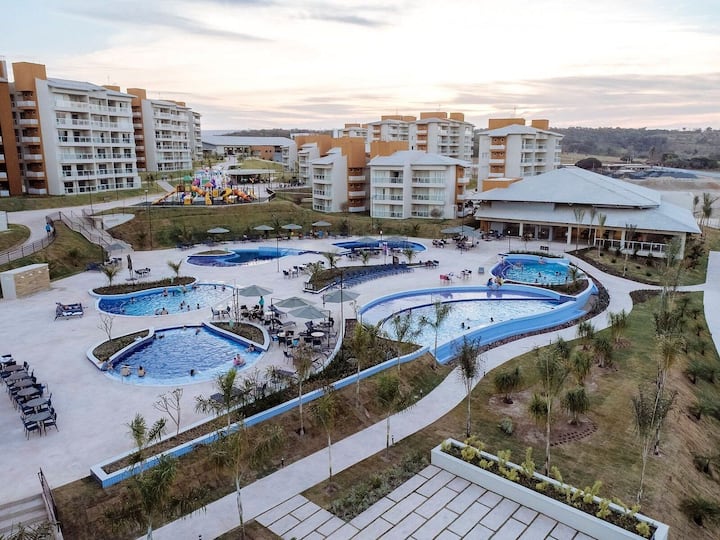 Ilhas Do Lago Resort Caldas Novas - Apto 2 Quartos - Caldas Novas