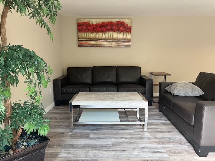 Twilight Suite - Maple Ridge