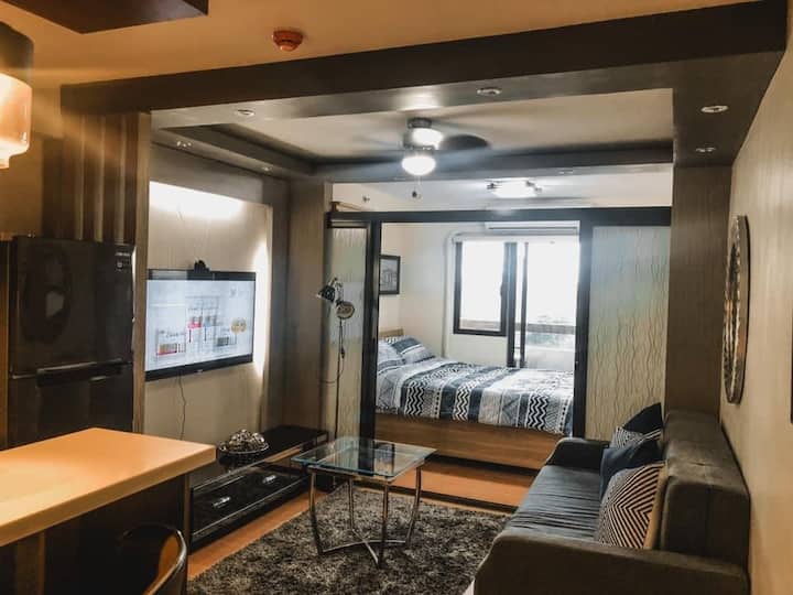 One Oasis Condo (W Free Wifi & Parking, Smart Tv) - Cagayan de Oro