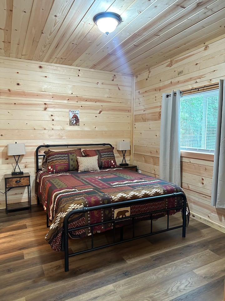 Cabin #5 (Two Queens, Two Twins) - Seward, AK