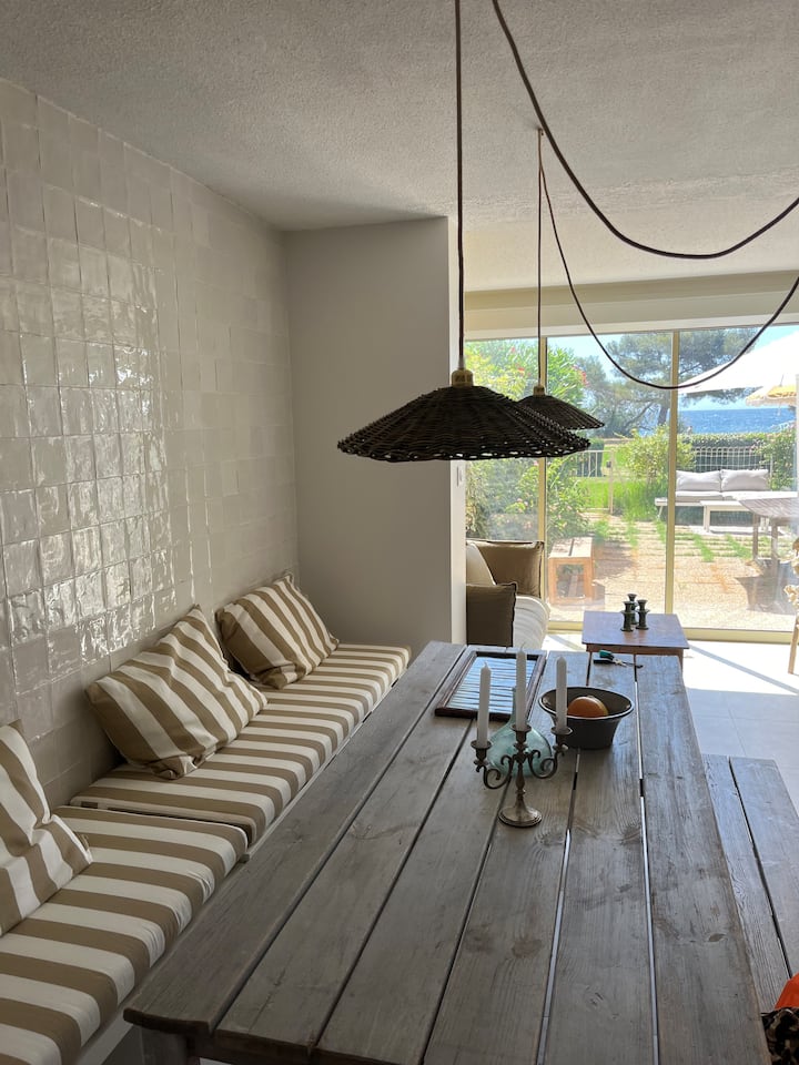 Rez De Jardin Face à La Mer - La Londe-les-Maures