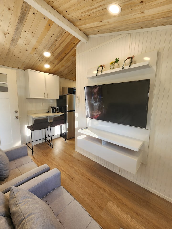 1bd 1ba With W/d Tiny House Near Kaiser - Hidden Hills, CA