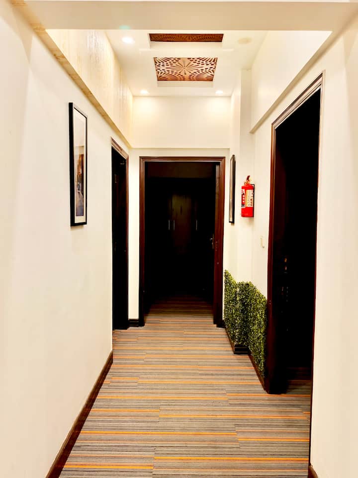 Cinque 1: Super 3bed Fb Area-gulshan-north Nazmbd -