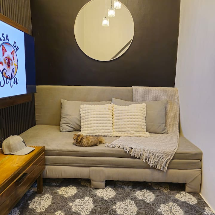 2br Cozy Condo With 2 Bath Near Boni Mrt Station - Makati