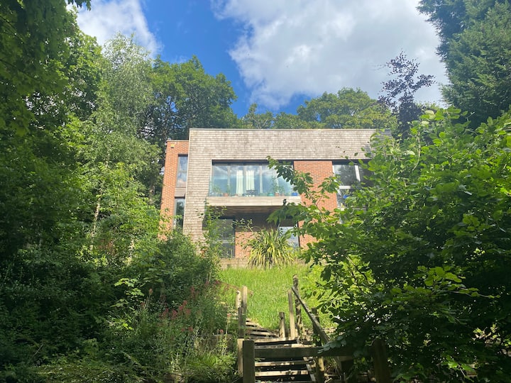 House In The Trees On The Edge Of Peak District - Chesterfield