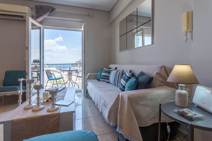 The Mirror · Views & Comfort · Near Center - Митилины