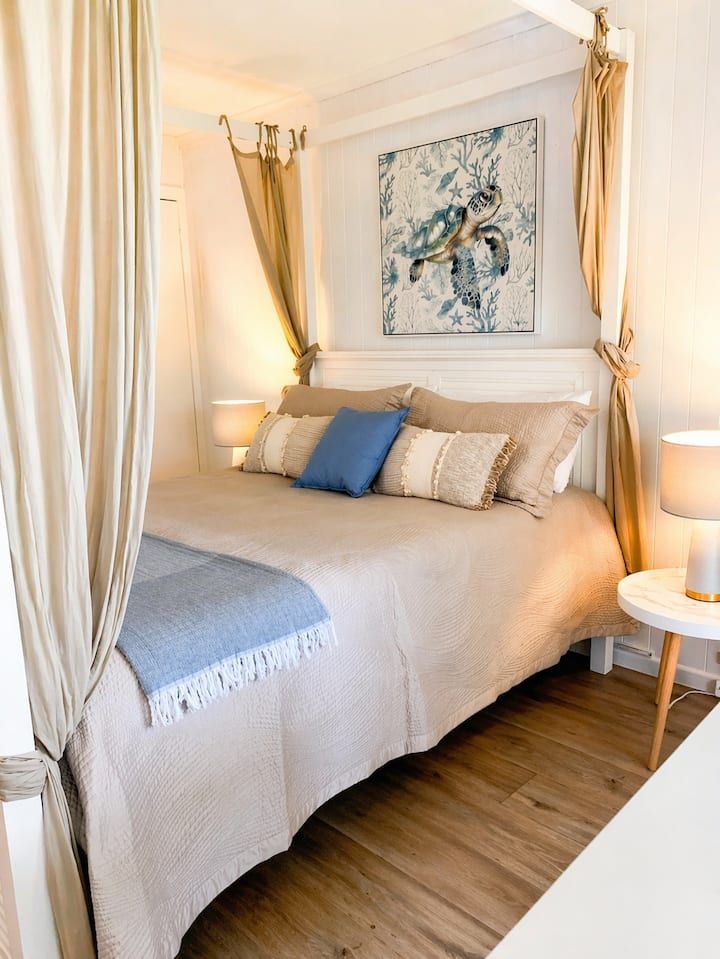 Lakefront Retreat Hervey Bay - 300 M To Beach - Hervey Bay