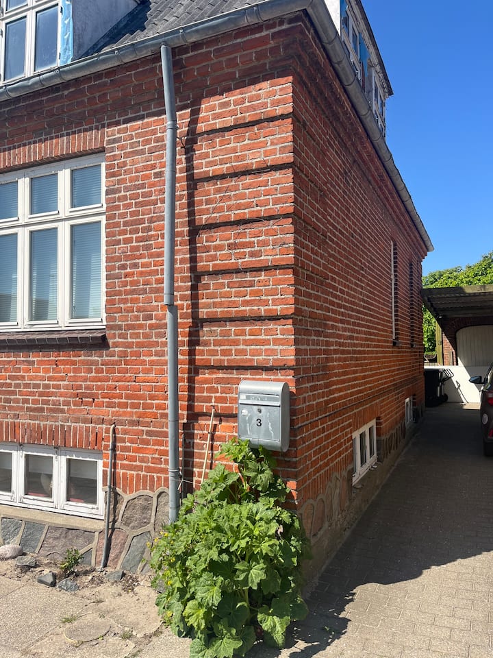 Værelse I Hyggeligt By Hus - Hirtshals