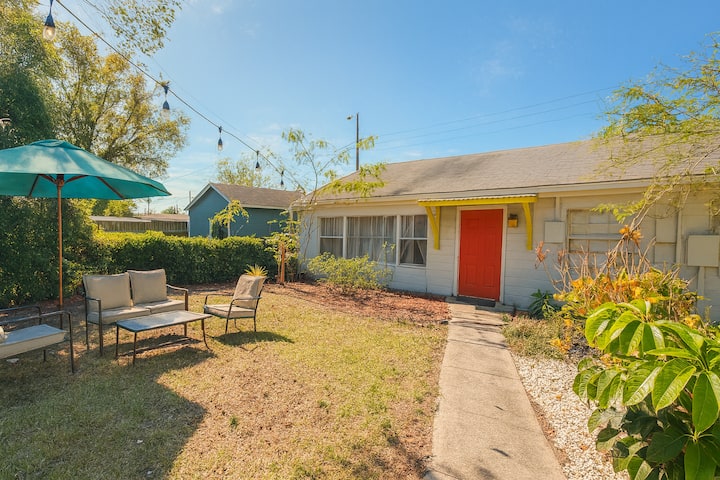 Cozy Duplex • Heart Of Tampa • Walk To Dining - Tampa, FL