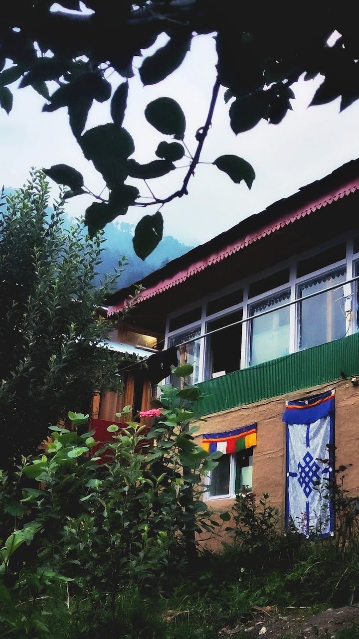 Seasons Homestay - Jibhi