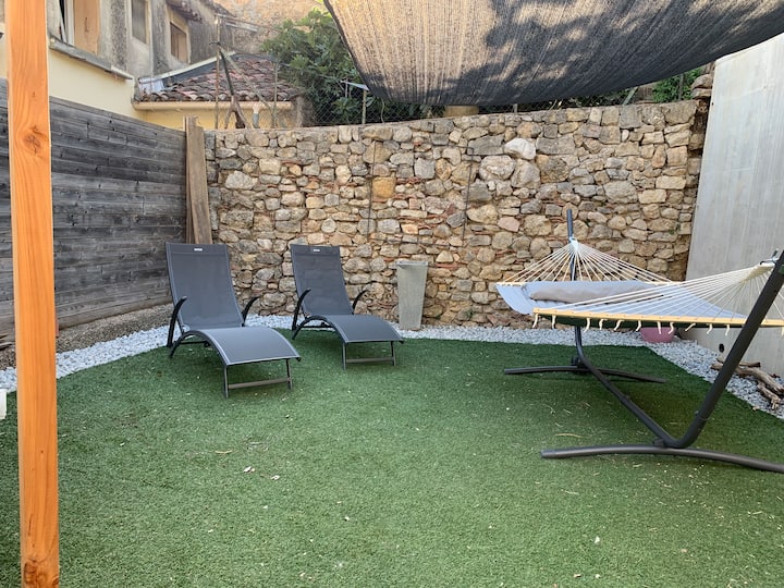 Charmante Maison Au Cœur Du Village  Avec Jardin. - Fayence