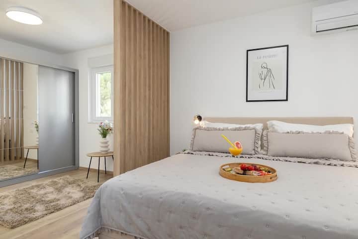 Sea La Vie - Makarska