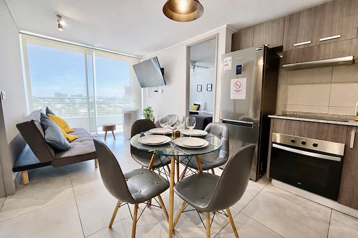 A/c | Parking | Pool | Gym | Up To 7 Guests - Santiago