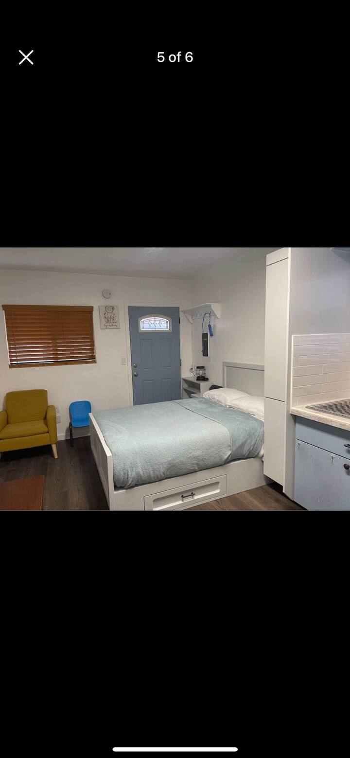 Best Location In C.tacoma,own Bath And Kitchenette - Tacoma, WA
