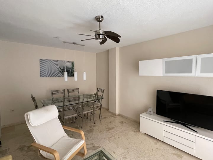 Piso Con Vistas Al Mar - Estepona