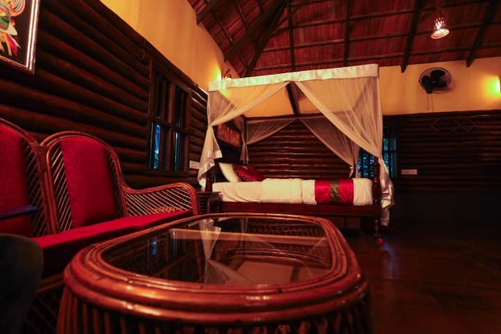 Courtyard Tree Villa - Bandipur