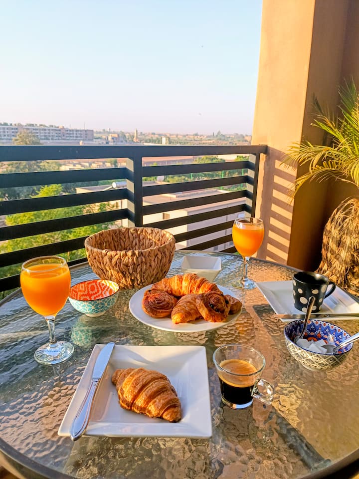 Rooftop Pool 1 Bedroom + Living Room City Centre Fibre Wifi - Marrakesh