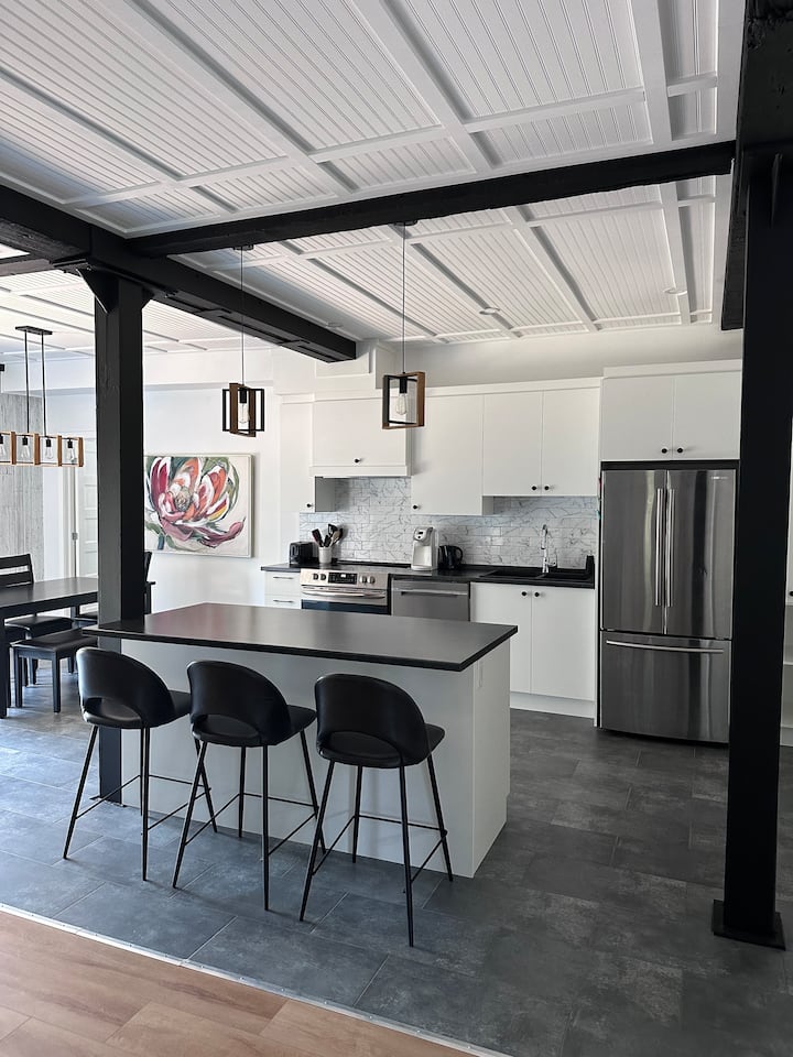 L’escapade - Magnifique Maison De Ville - Granby