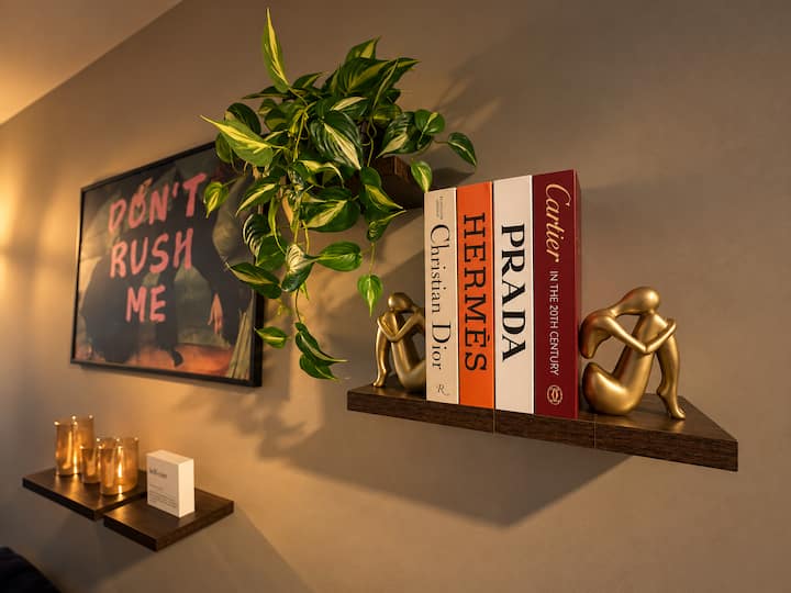 The Baltimore Edit | Chic City Retreat - Baltimore, MD