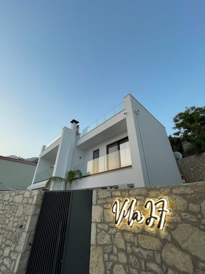 Villa 27 - Dhërmi