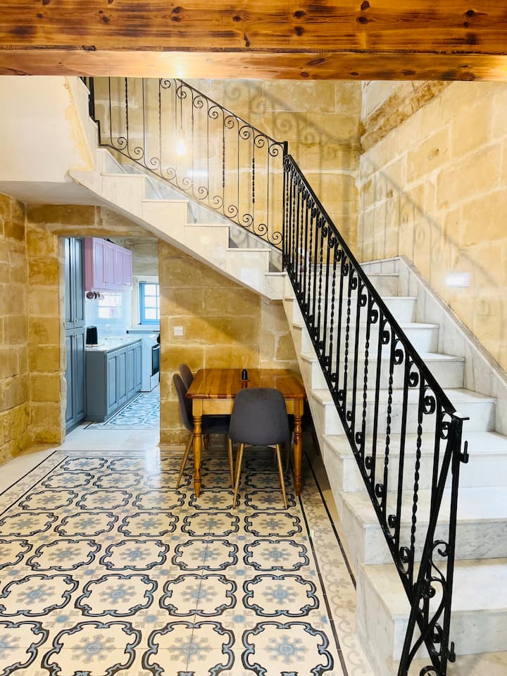 Large 3bedroom Townhouse Near Valletta,wifi&a/c - 몰타