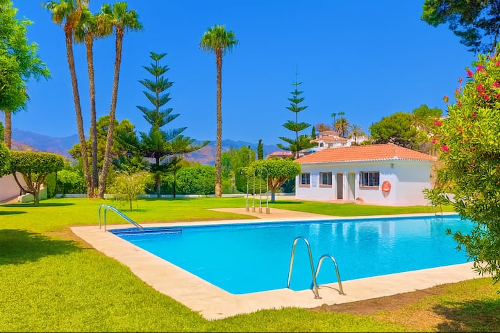 Casa Con Vistas Increíbles, Piscina Y Parking - Almuñécar