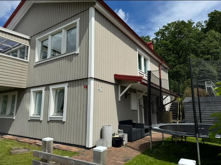 Trevligt Boende Med 5 Rum. - Mölnlycke