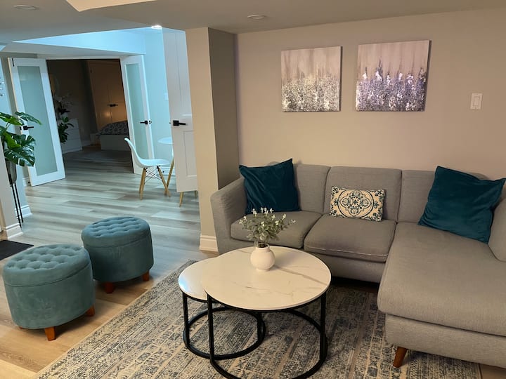 Beautiful 2 Bedroom Home Suite - Ajax