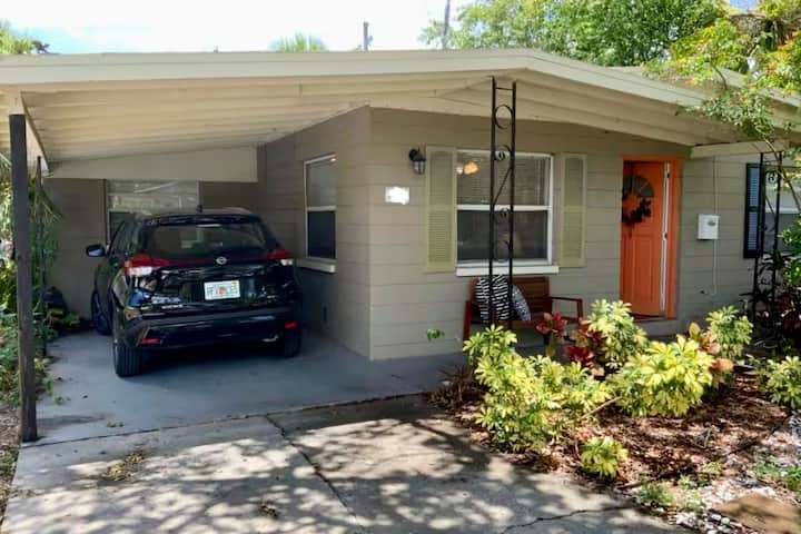 45 Days Minimum - Cute Pool Home 10' To Beach - St. Petersburg, FL