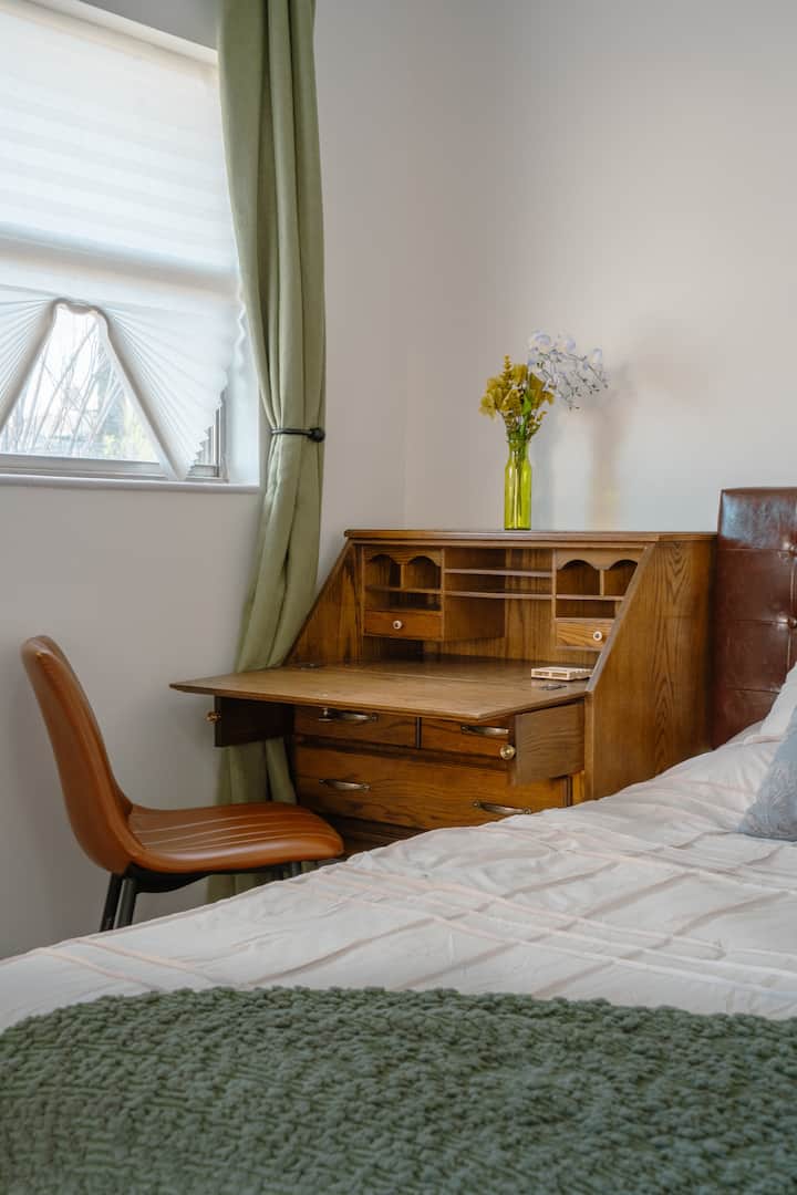 Charming, Clean & Cozy Studio In Central El Paso - El Paso, TX