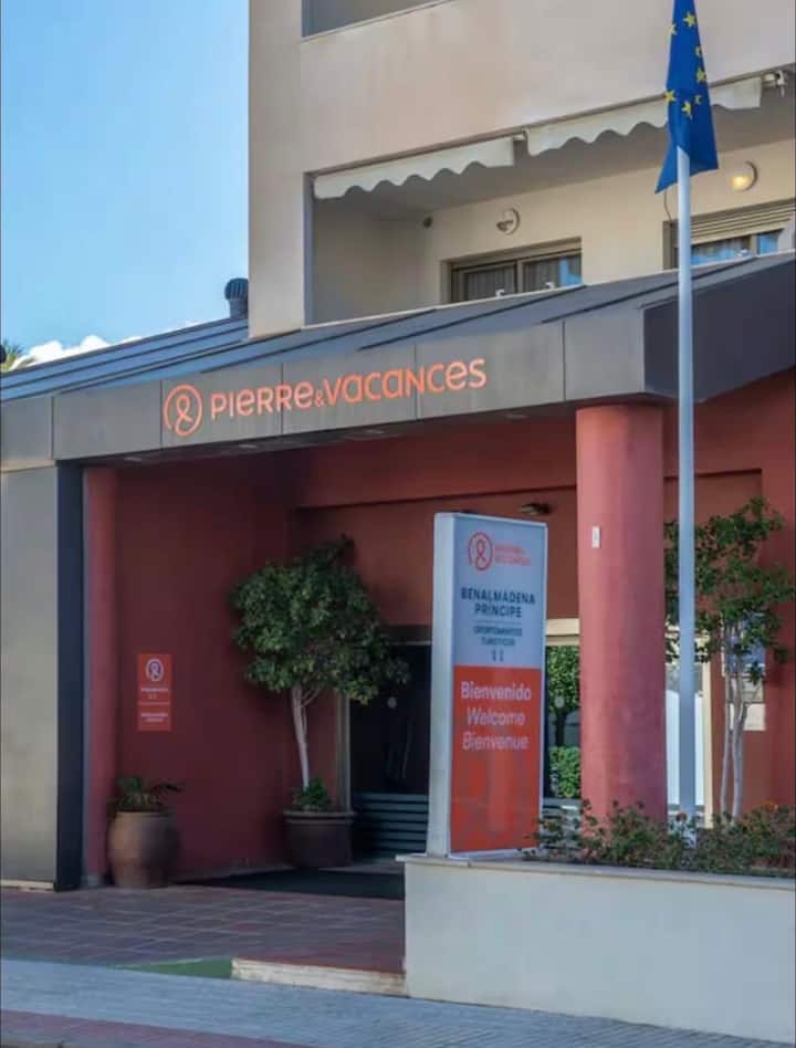"Cozy Coastal Retreat" - Benalmádena