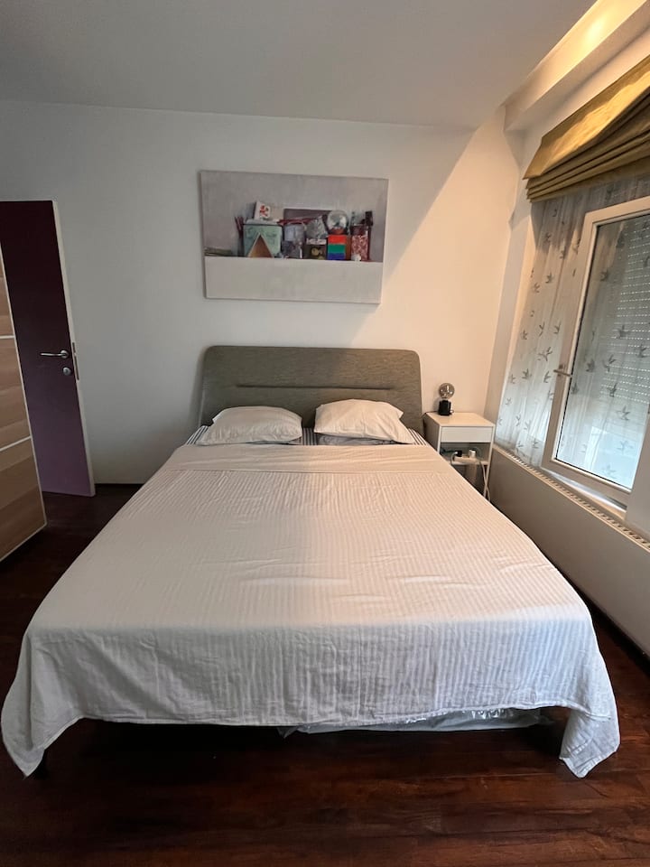 Cosy Room In Shared Apartment - Brussels