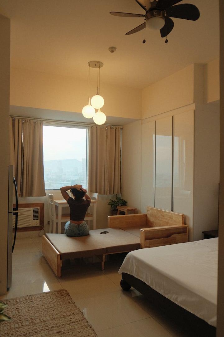 Cozy Condo Near Ayala | Infinity Pool | Netflix - Cebu City