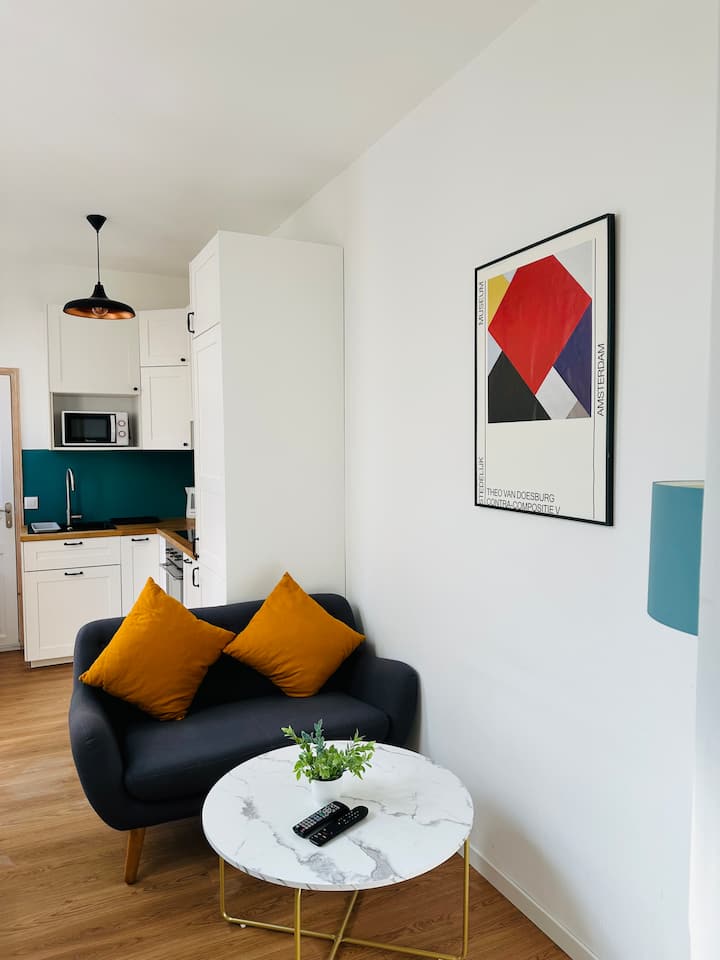 Joli Appartement @ La Défense (Côté Puteaux) - Suresnes