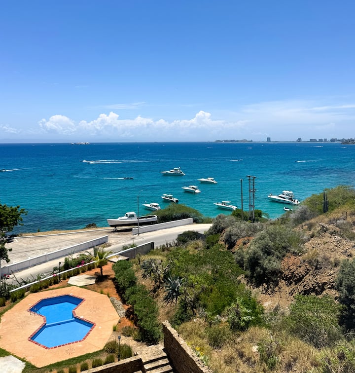 Vista Al Mar En Pampatar I - Venezuela