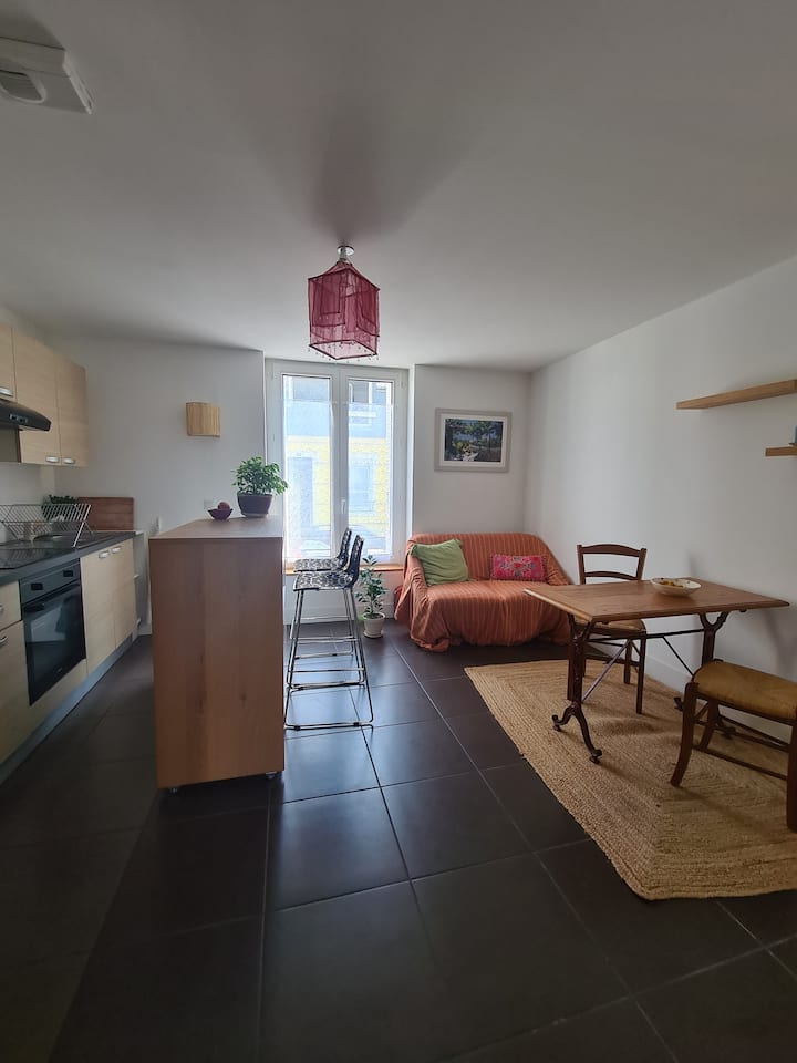 T2, 3 Personnes, Coeur De Ville - Lorient