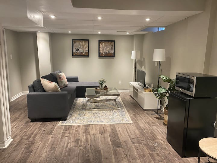Cozy Apartment In Ajax ! Quiet & Comfortable Stay - Ajax