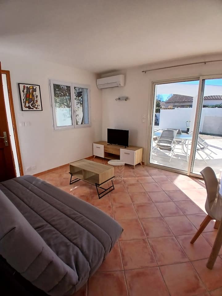 Charmant T2 Avec  Jardin - Mèze