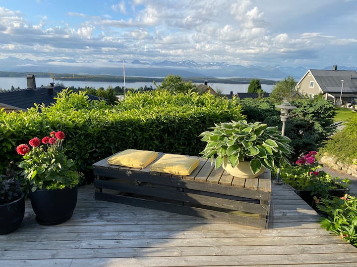 Koselig Liten Enebolig - Molde