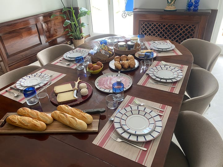 Stunning Seaview Bedroom & Breakfast/pool/parking - Biarritz