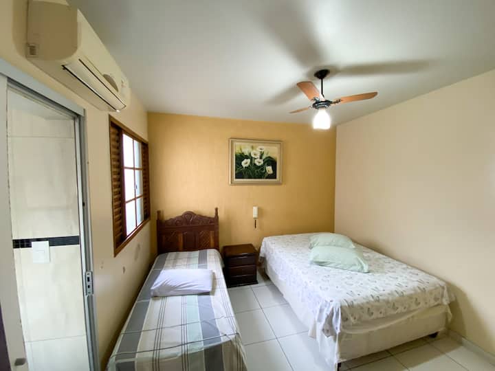 Quarto Família - Elite Palace - Pará de Minas